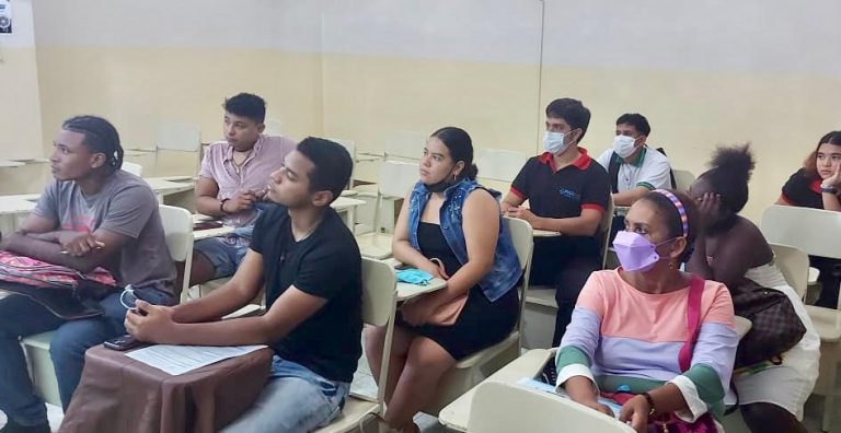 Importancia de adquirir destrezas y habilidades del idioma inglés en el ...